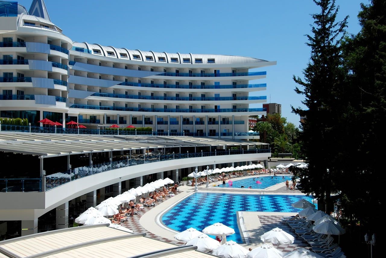 Delphin Botanik Platinum Hotel - Alanya En uygun tatil fiyatları ...